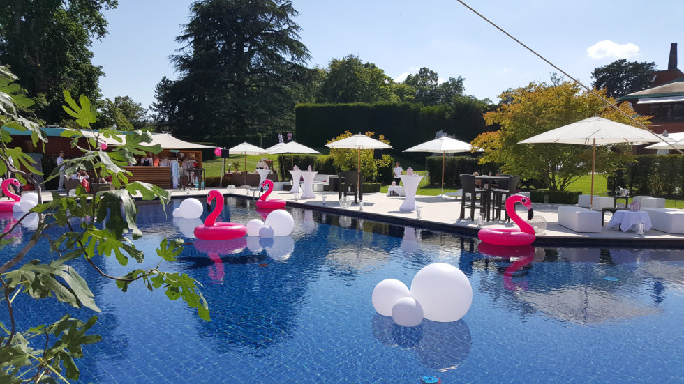 Unexpected Moments Pink Summer Party | Azalink